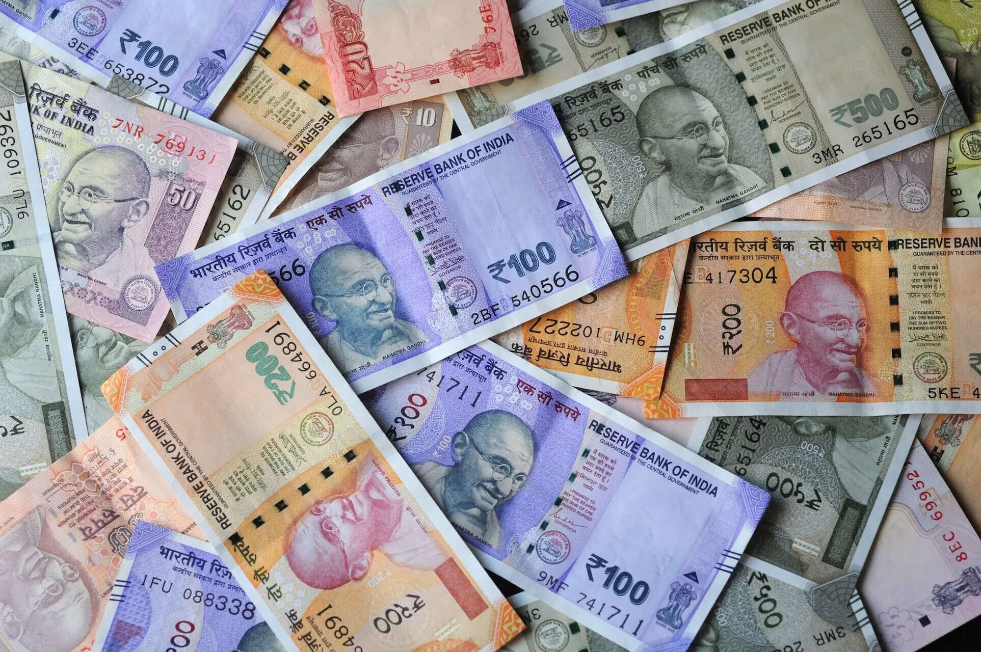 Rupee falls 6 paise to close at 88.68 against US dollar