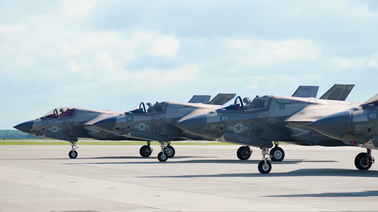 Watch How the Marine Corps Flies a $100 Million Jet That Hovers Like Magic