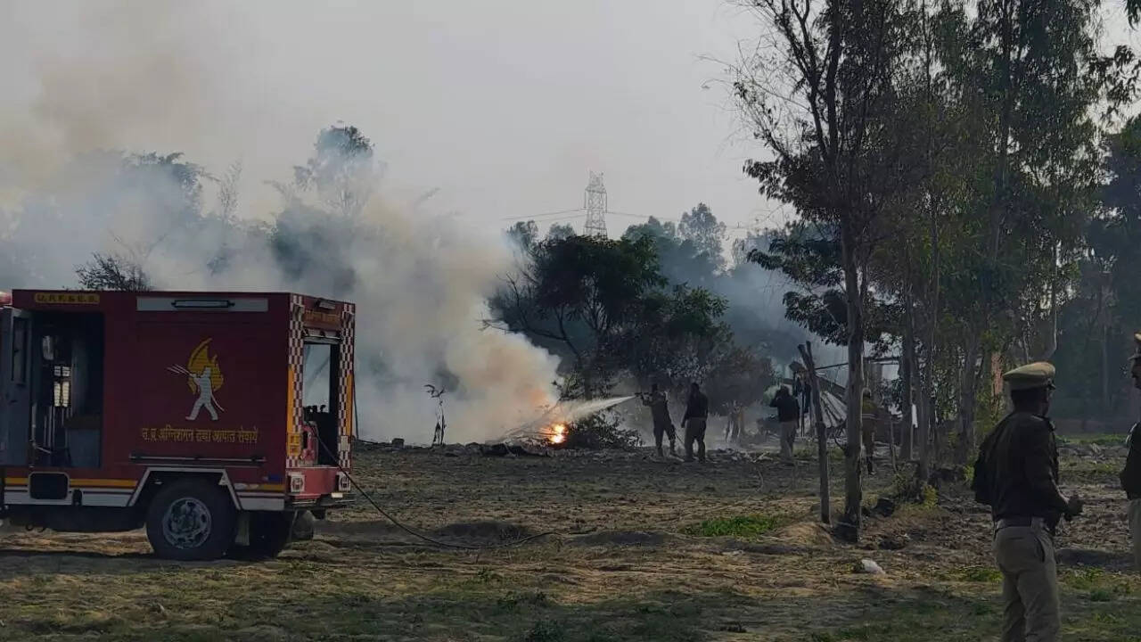 Massive explosion in UP: Blast in illegal firecracker factory kills 2 ...