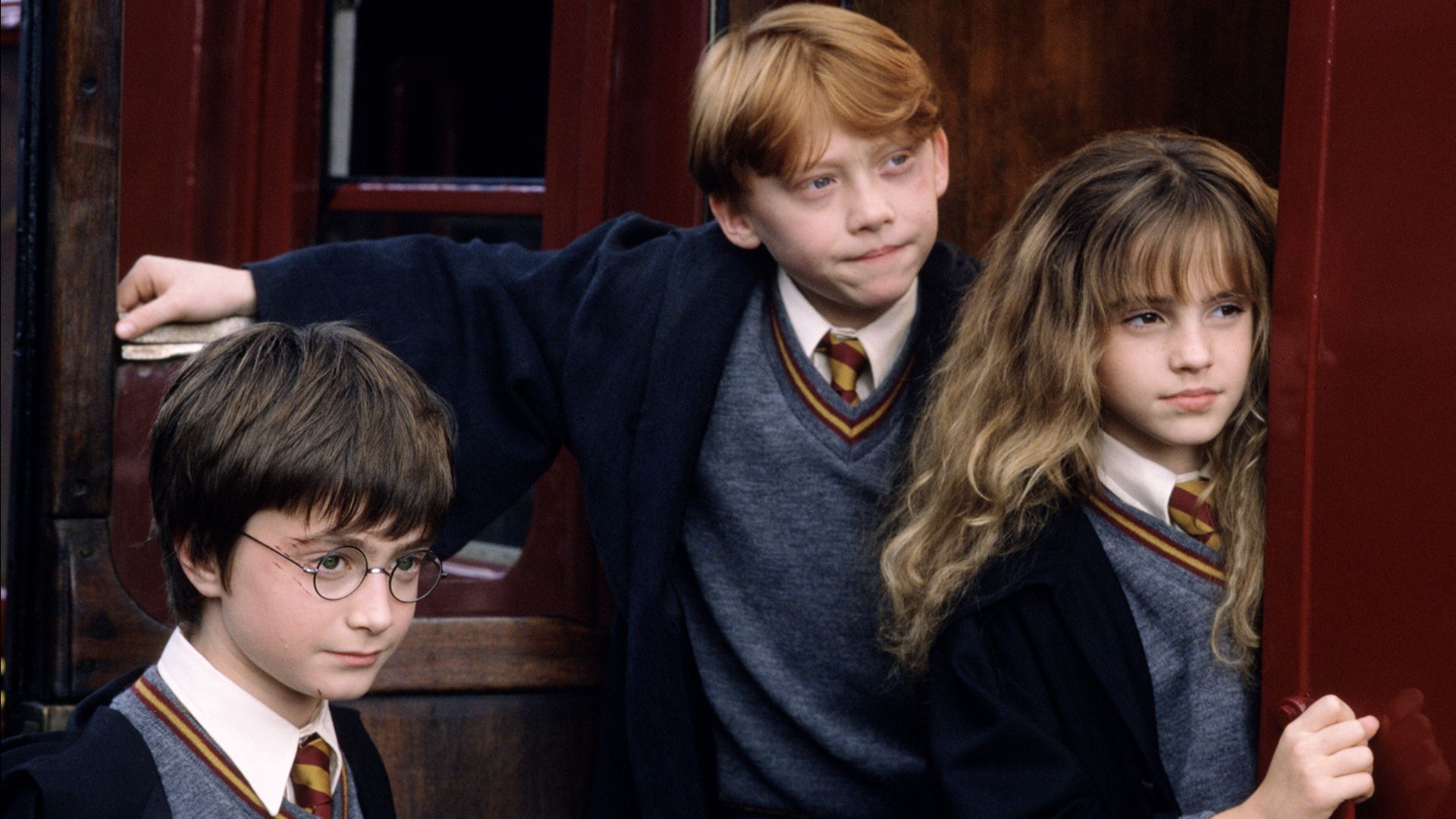 HBO's Harry Potter Remake: New Hogwarts Uniforms Will Boost Warner Bros ...