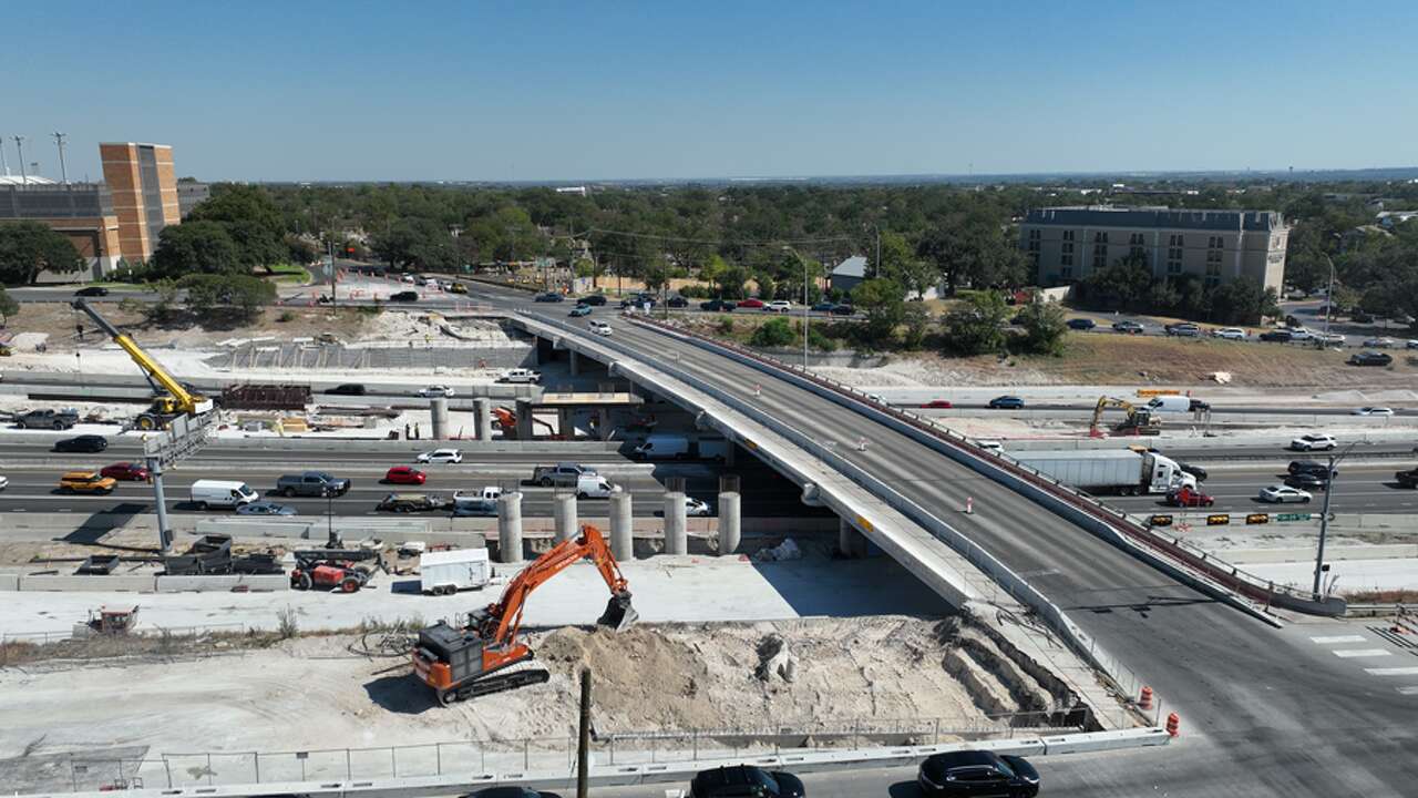 TxDOT to close second major bridge on I-35 soon. Here's where.