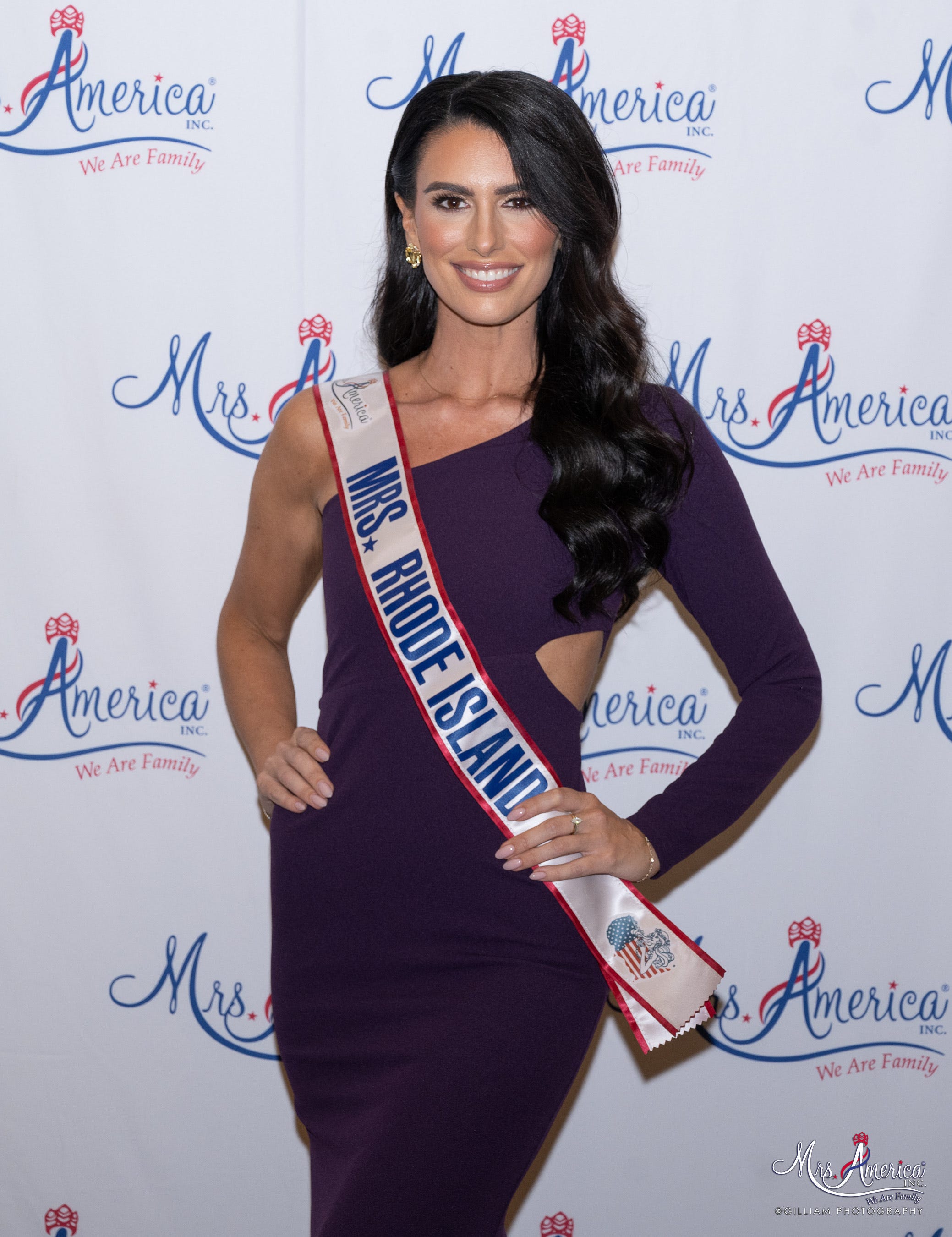 Rhode Island doula hired by Olivia Culpo places in top 6 at Mrs ...