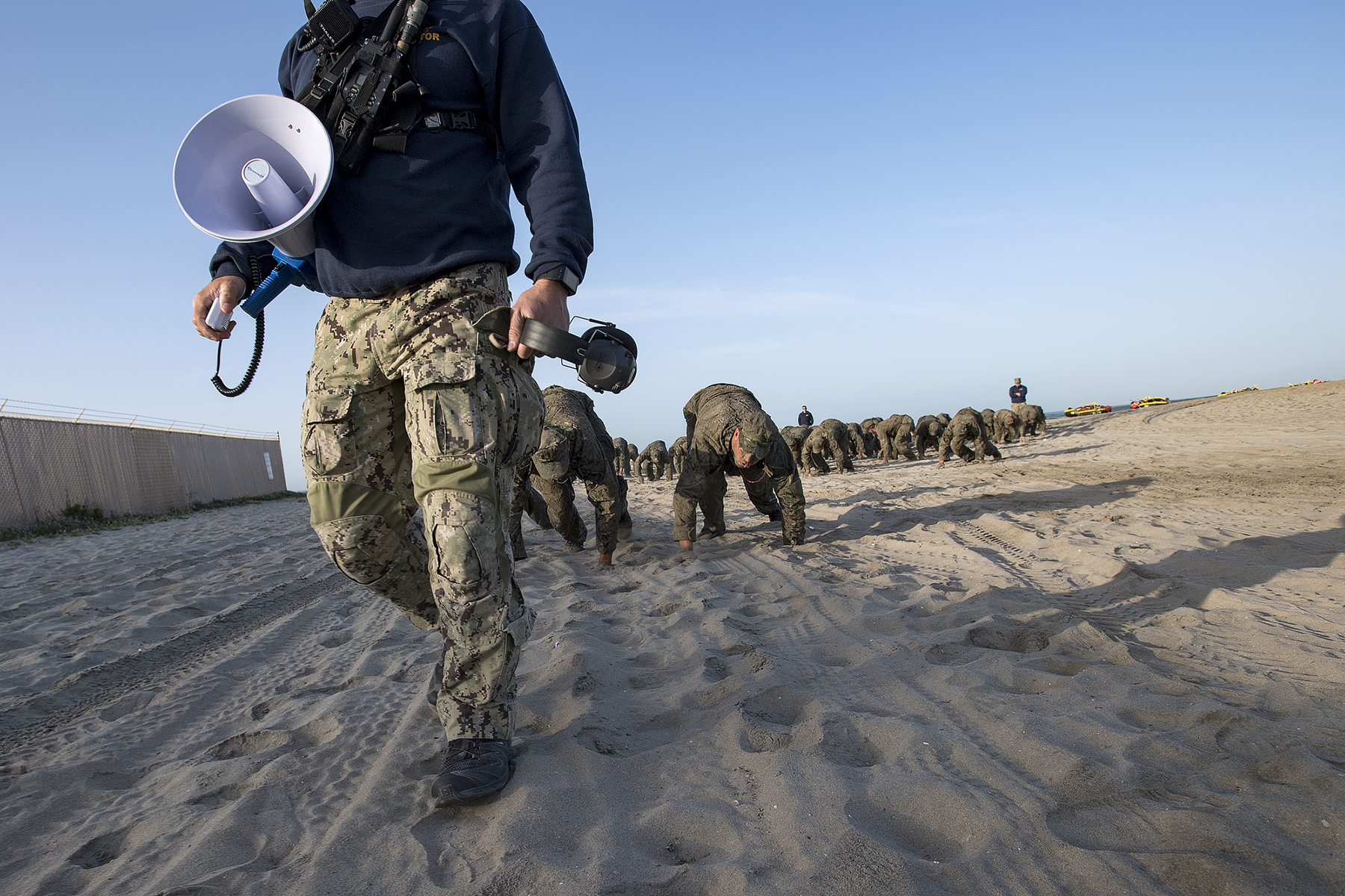 15 Essential Steps To Train and Eat Like a US Navy SEAL