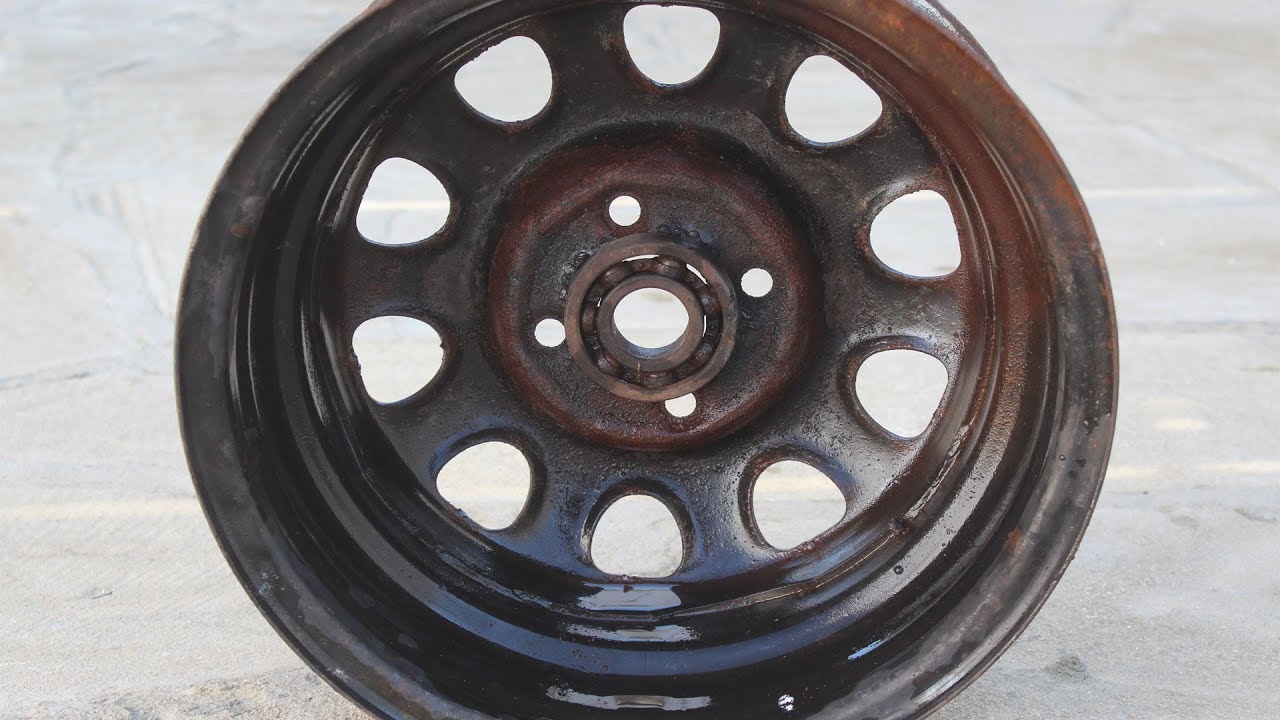 What can be made from an old car wheel! Unique idea
