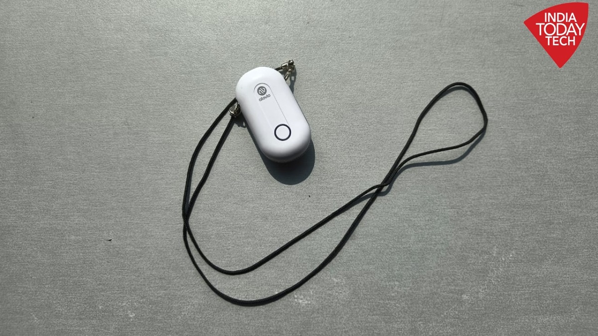 India's first wearable air purifier gains buzz amid Delhi's toxic air