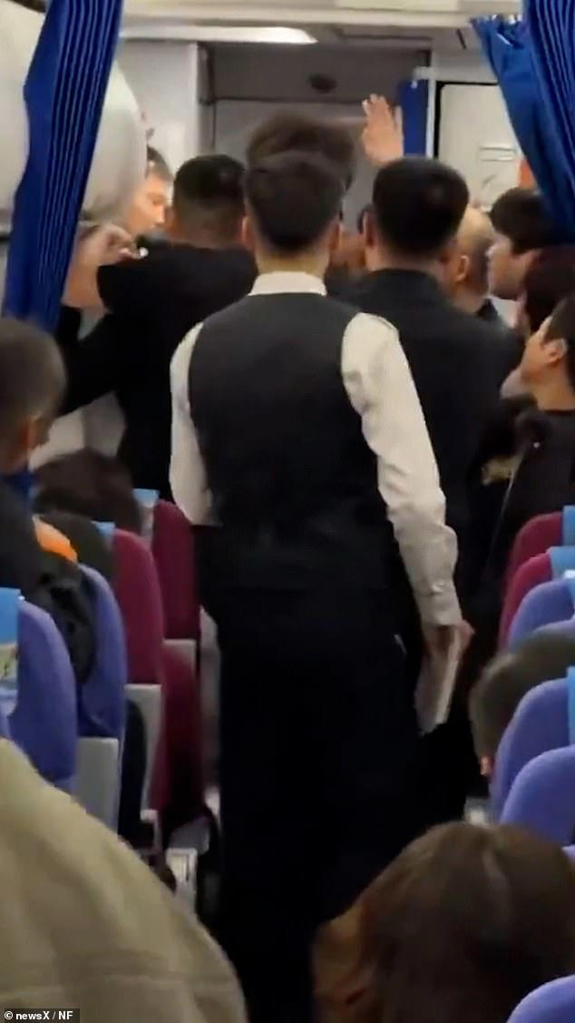 The moment a pregnant woman goes on hour-long screaming rant after ...