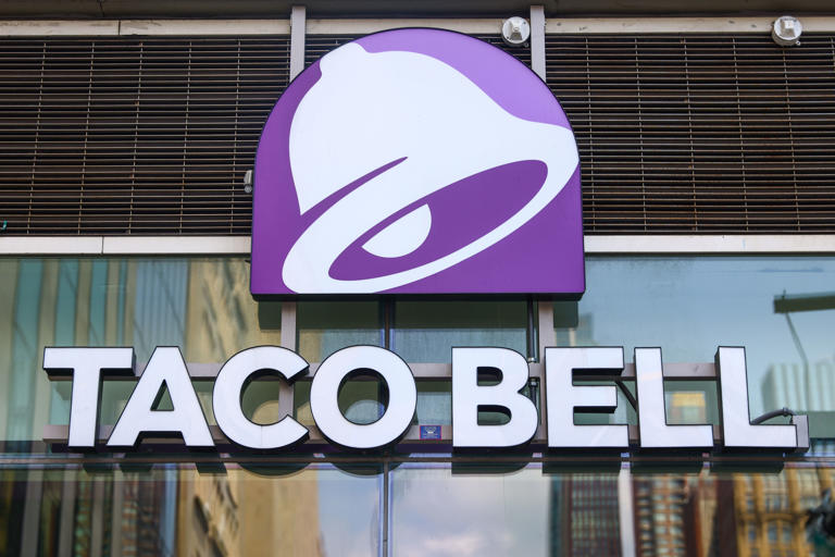 Taco Bell Adds Fire-Roasted Poblano Peppers to Menu with New Steak ...