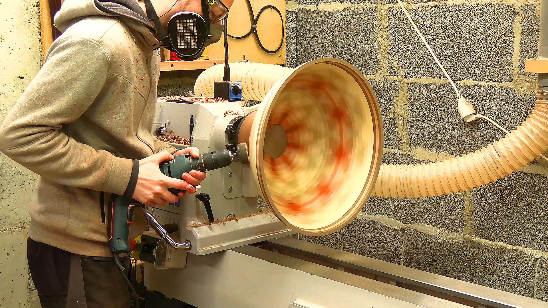 Creating a huge segmented wood bowl
