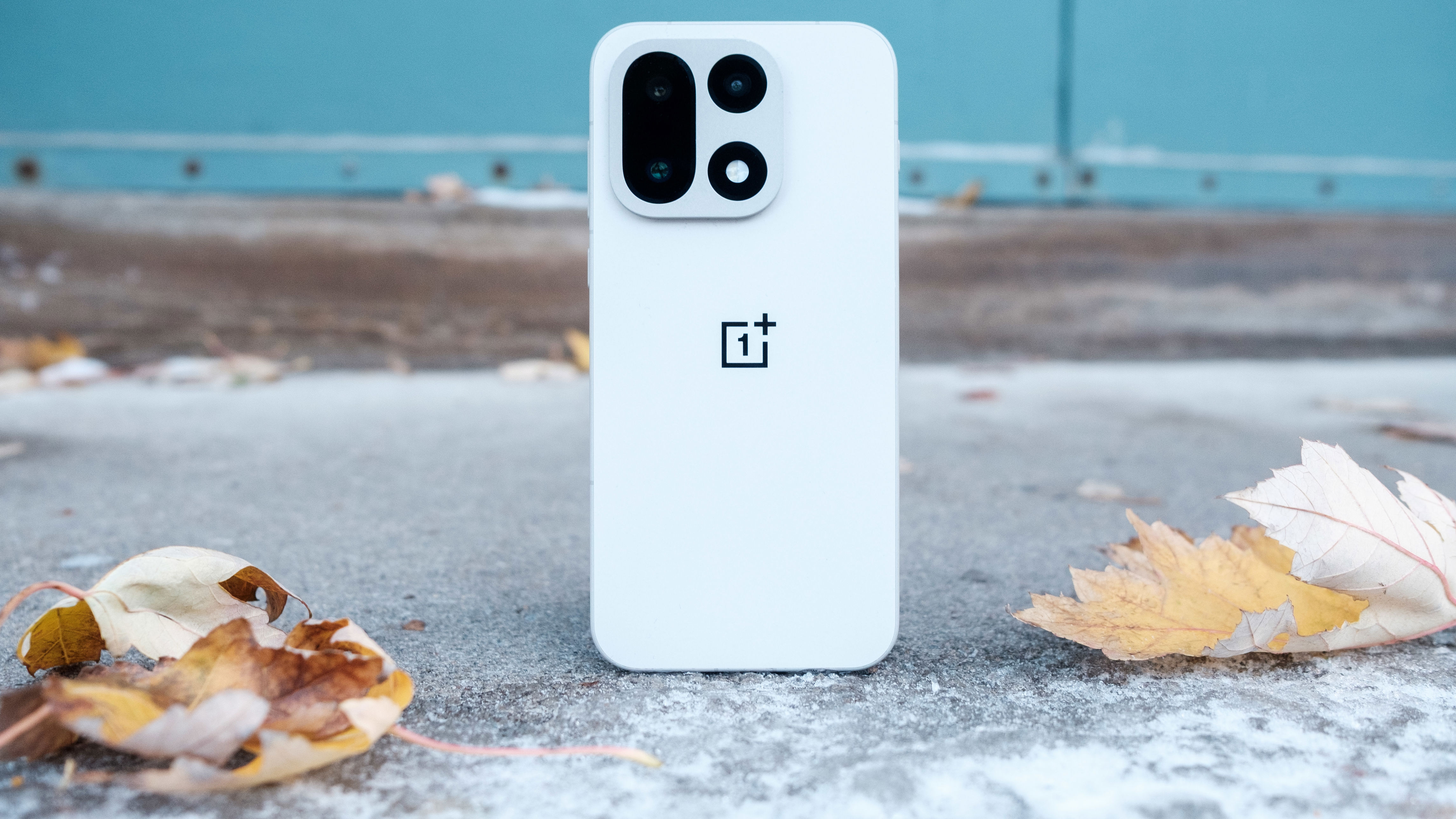 OnePlus 15 review: A great phone, if photography isn't a priority