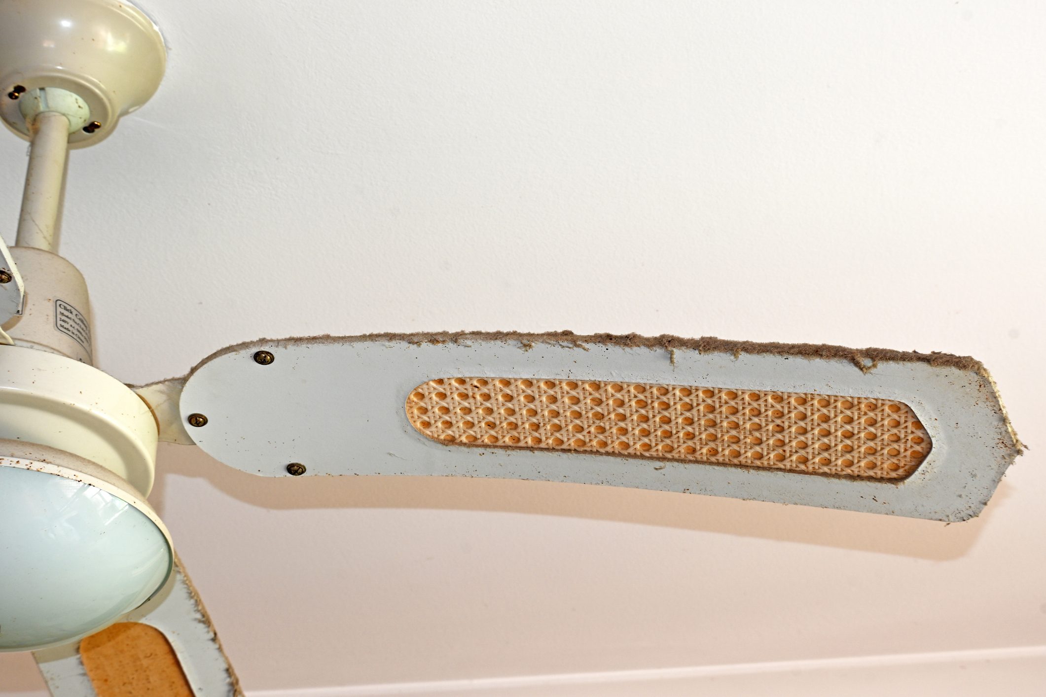 Drooping ceiling fan blades? Here’s why it happens & how to fix it