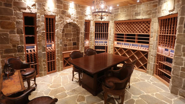 Ben Mallah is selling his Belleair Shore mansion for $35 million