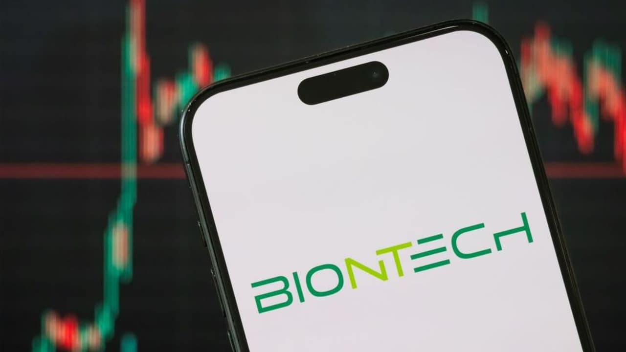 BioNTech Says Collaboration With Pfizer Going Strong After Report ...