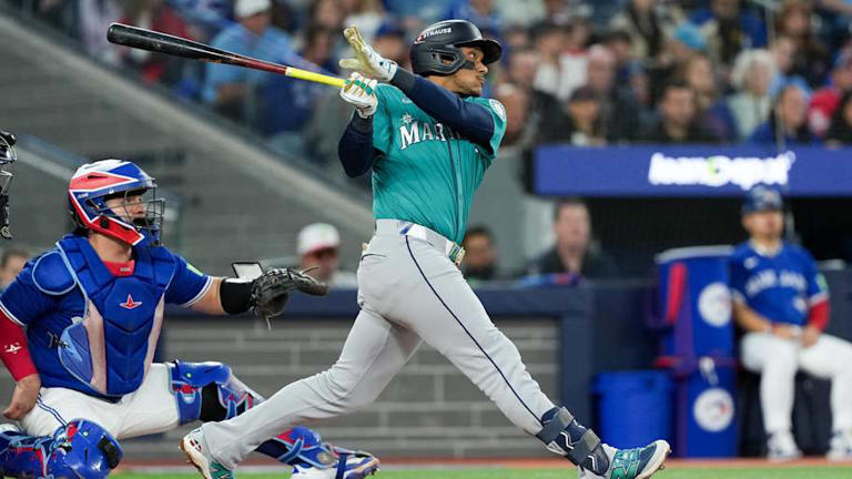 Mariners Resurgent Star Projected To Sign $42 Million Royals Deal