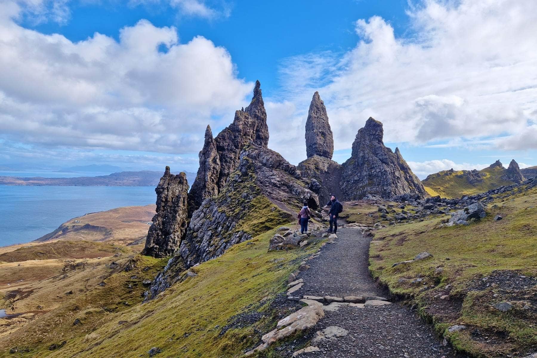 Hike Scotland’s Isle of Skye on a Weeklong Walking Tour of Dramatic ...