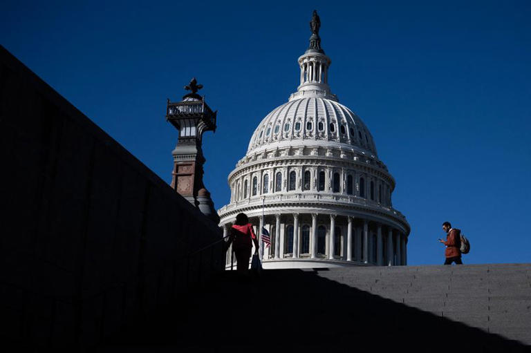 Nightmare poll for Trump shows Republicans increasingly oppose White ...