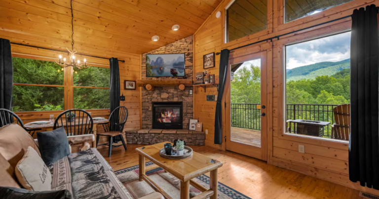 5 Trending Rentals in Tennessee That People Book on Repeat (And We See Why)