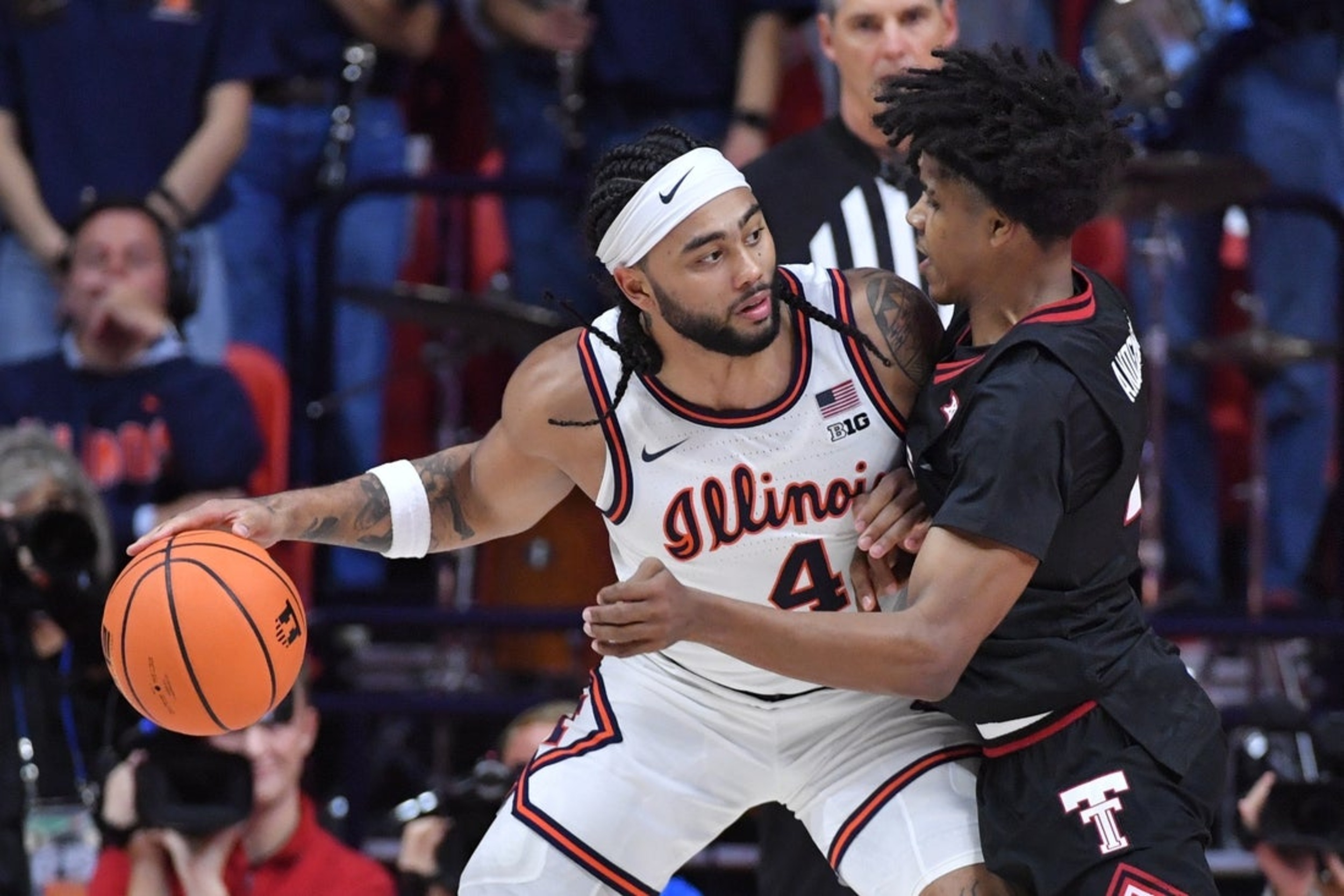 Backcourt leads No. 14 Illinois into clash with Colgate
