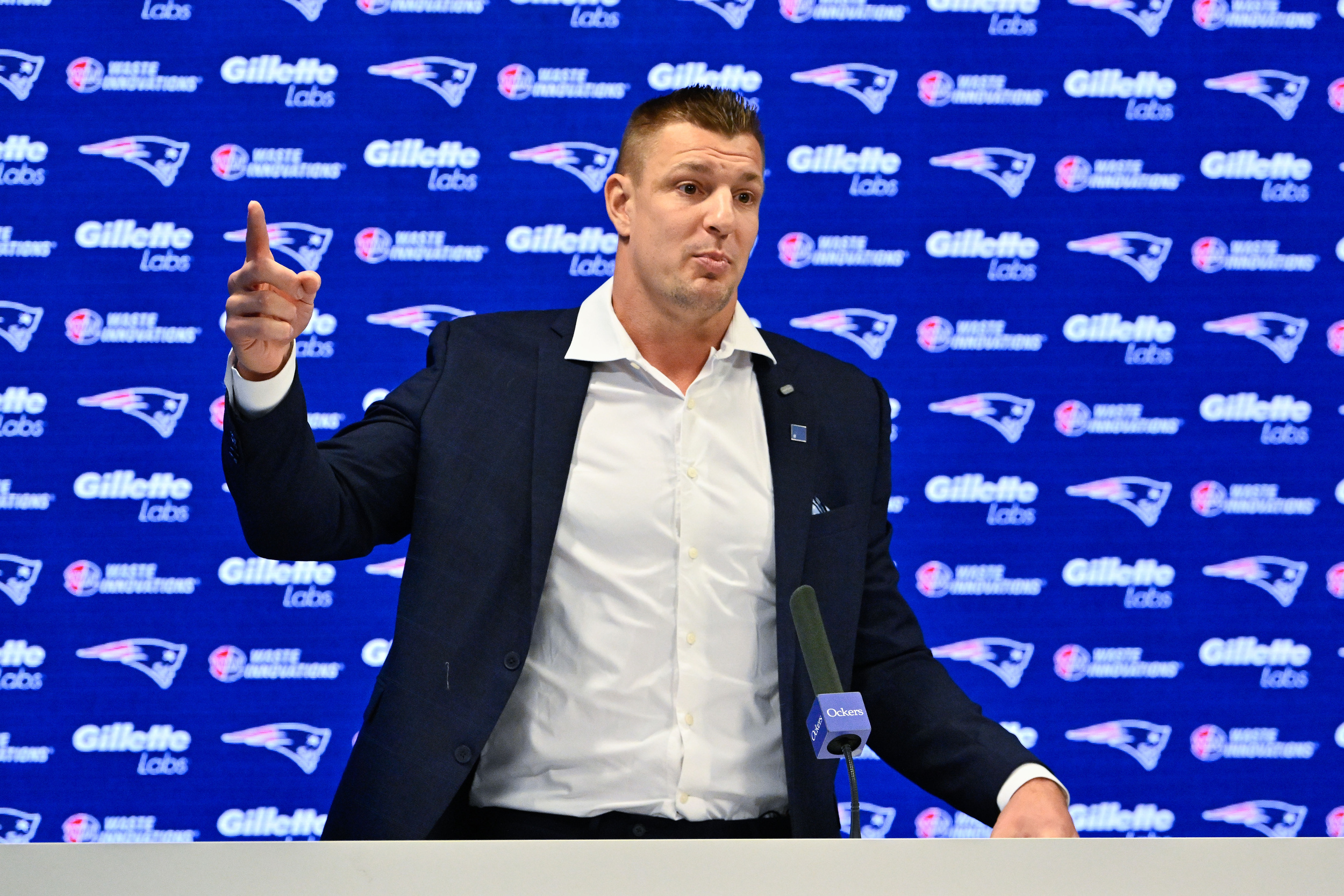 Rob Gronkowski compares 2025 Patriots to Tom Brady-led dynasty teams