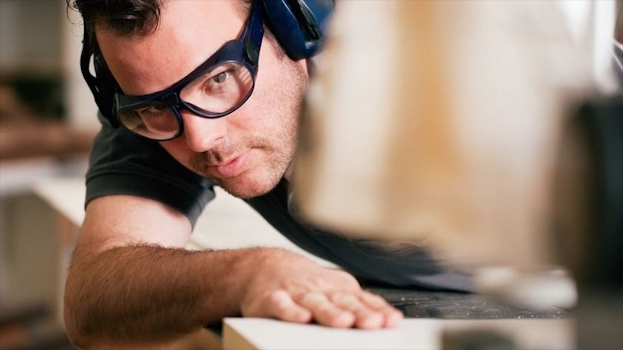 How Lakitu’s glasses became one of Mario’s weirdest mysteries