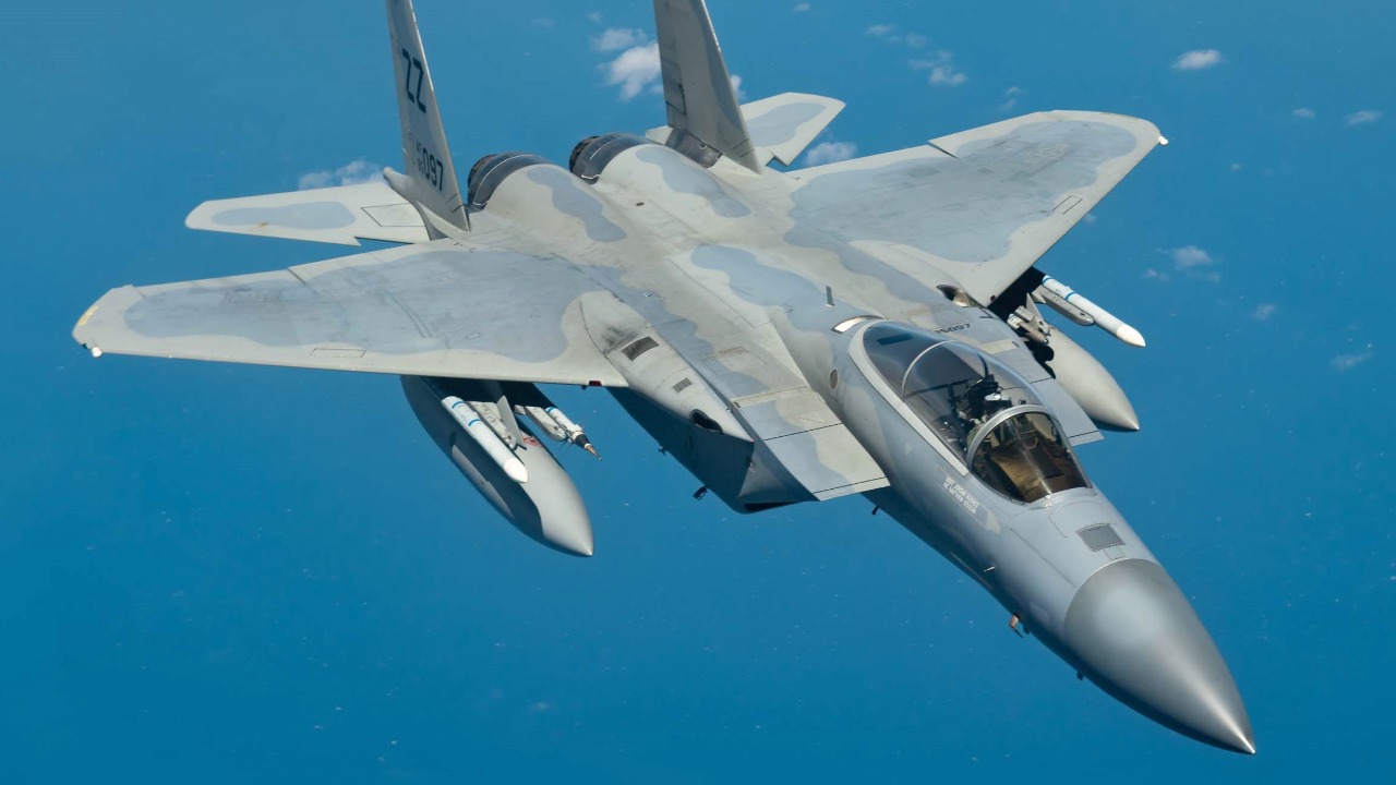 Final F 15 Eagle flight marks the end of an era at Barnes ANG