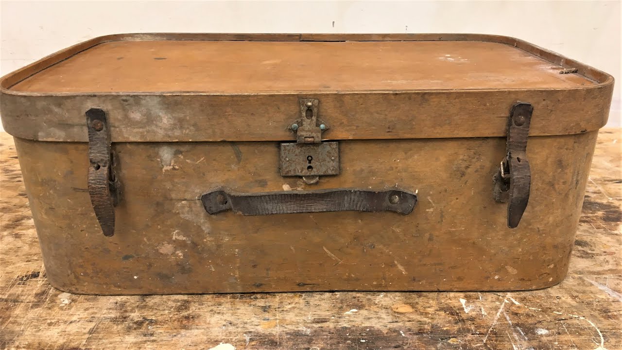 This Vintage Suitcase Was Covered in Years… Then the Story Came Through