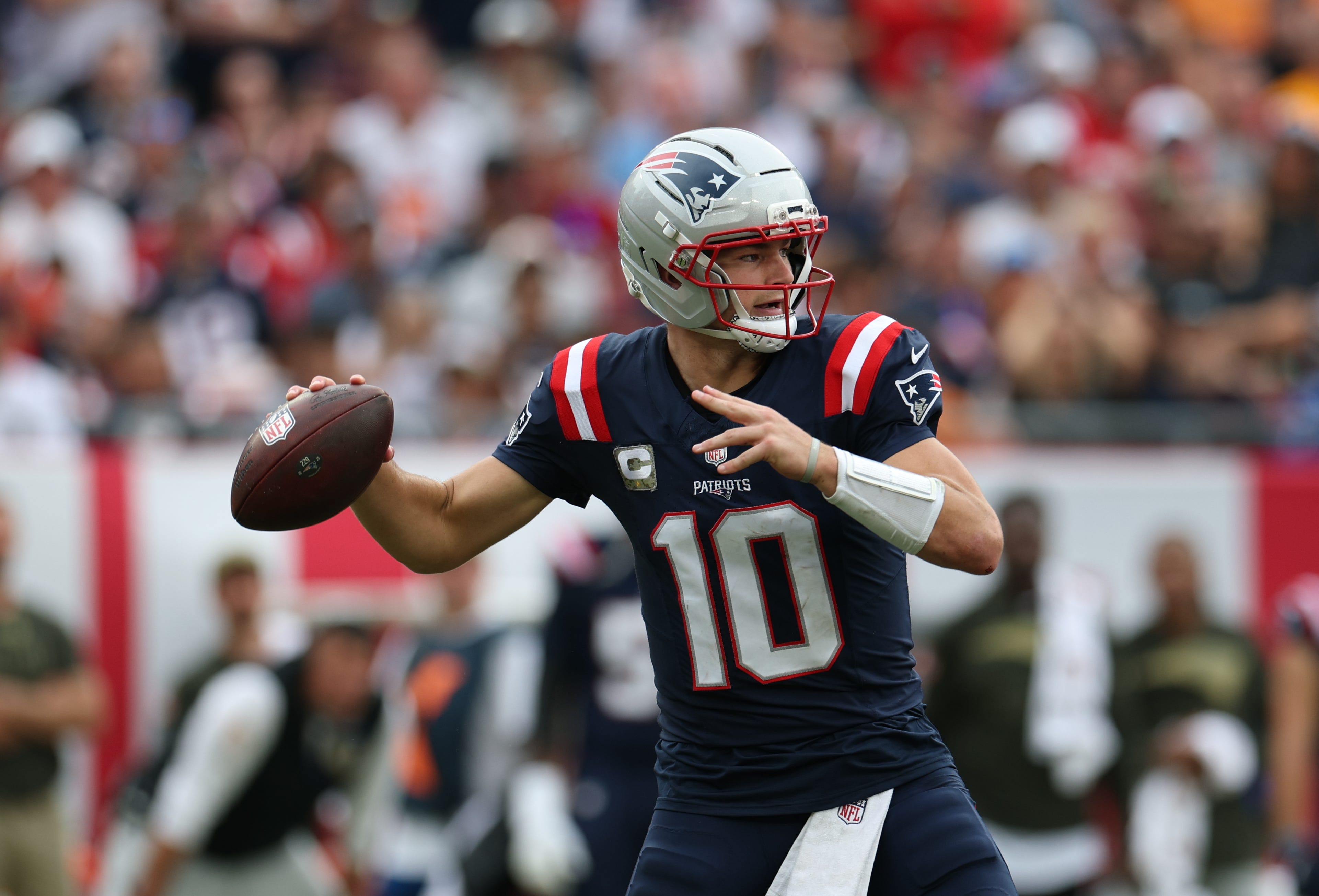 Why are the Patriots wearing different uniforms tonight? See new NFL ...
