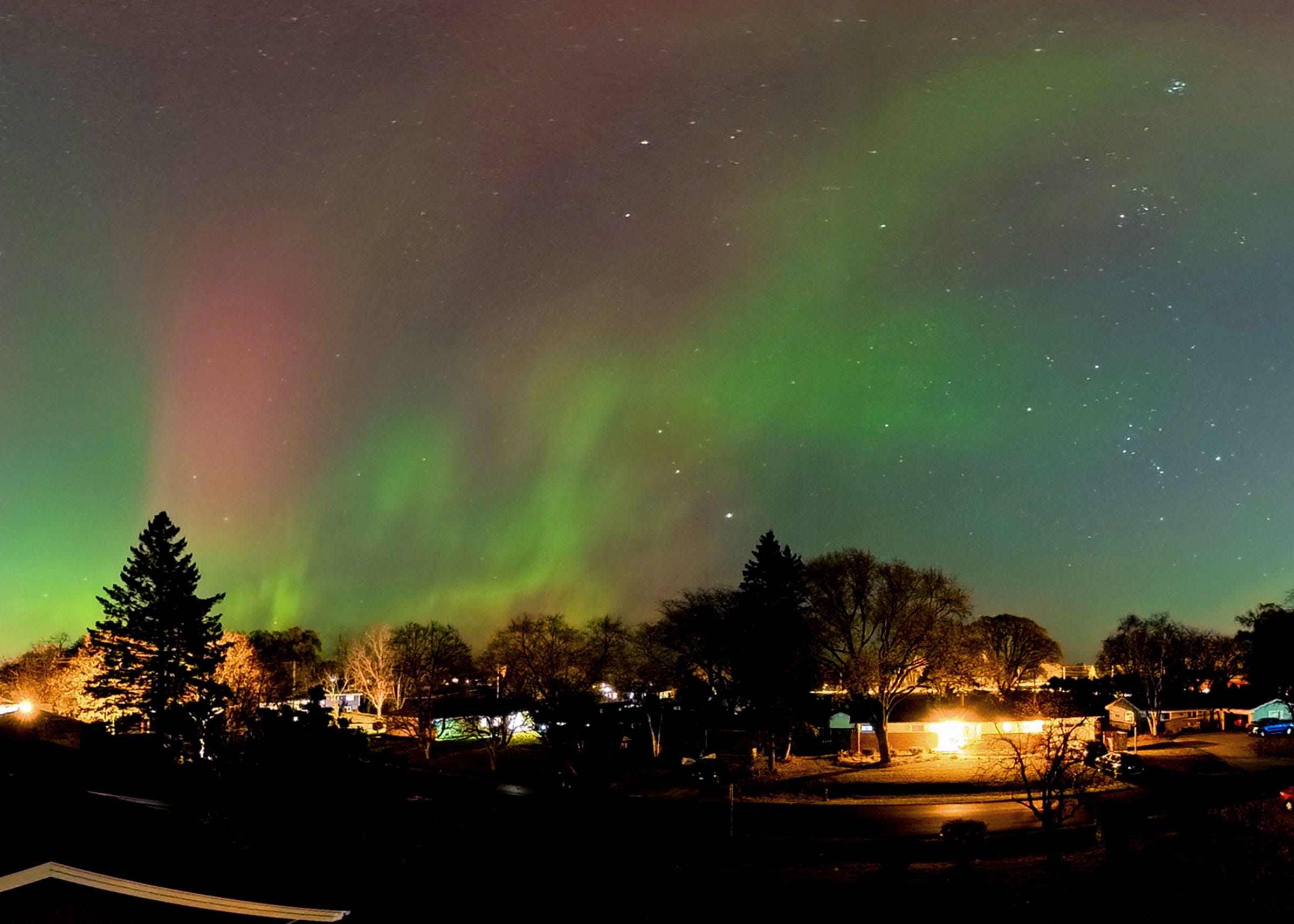 Northern lights could be visible in northern Wisconsin Thursday night