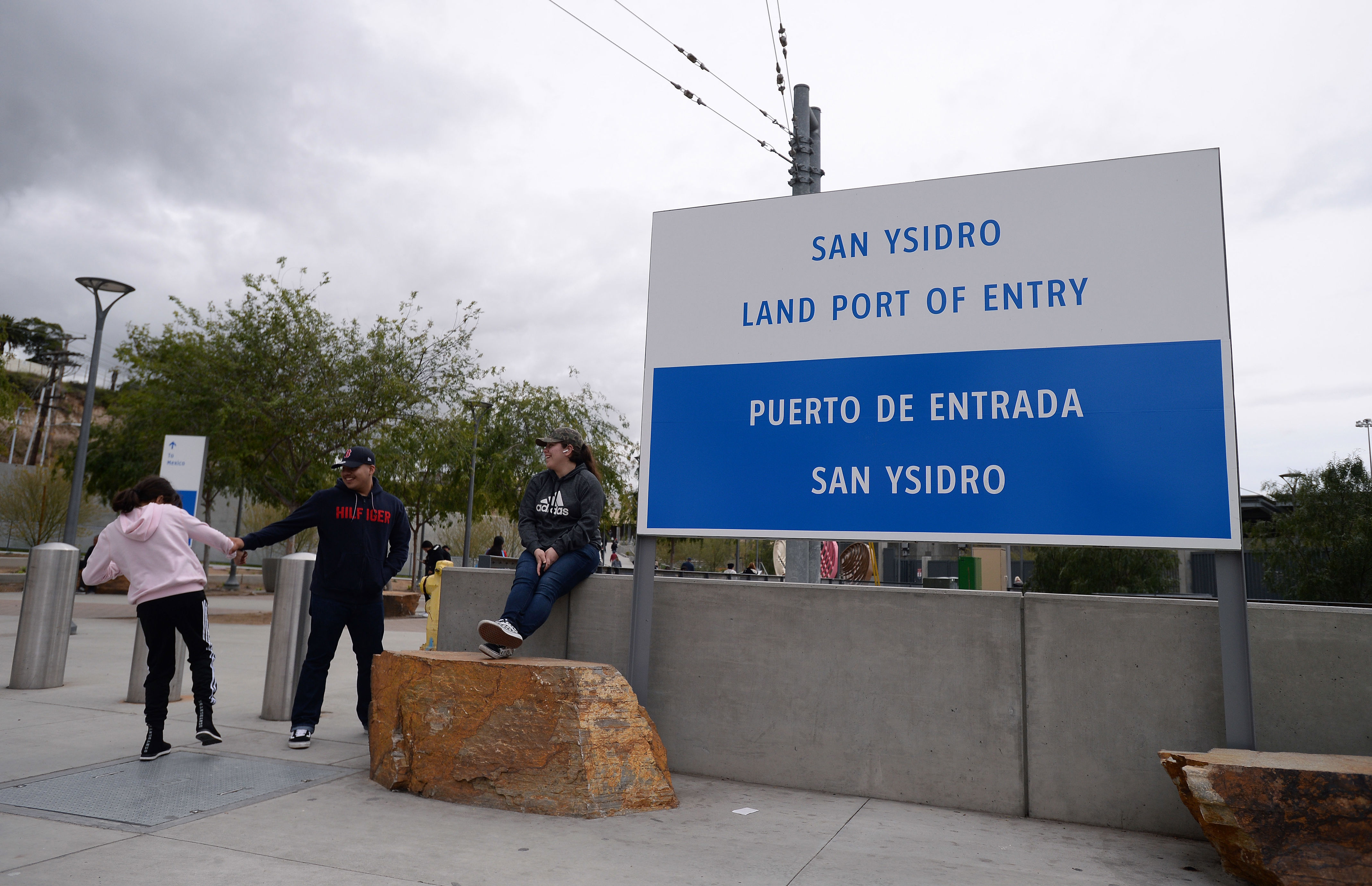 Border Re-entry Leads to Arrest in California Minivan Pursuit