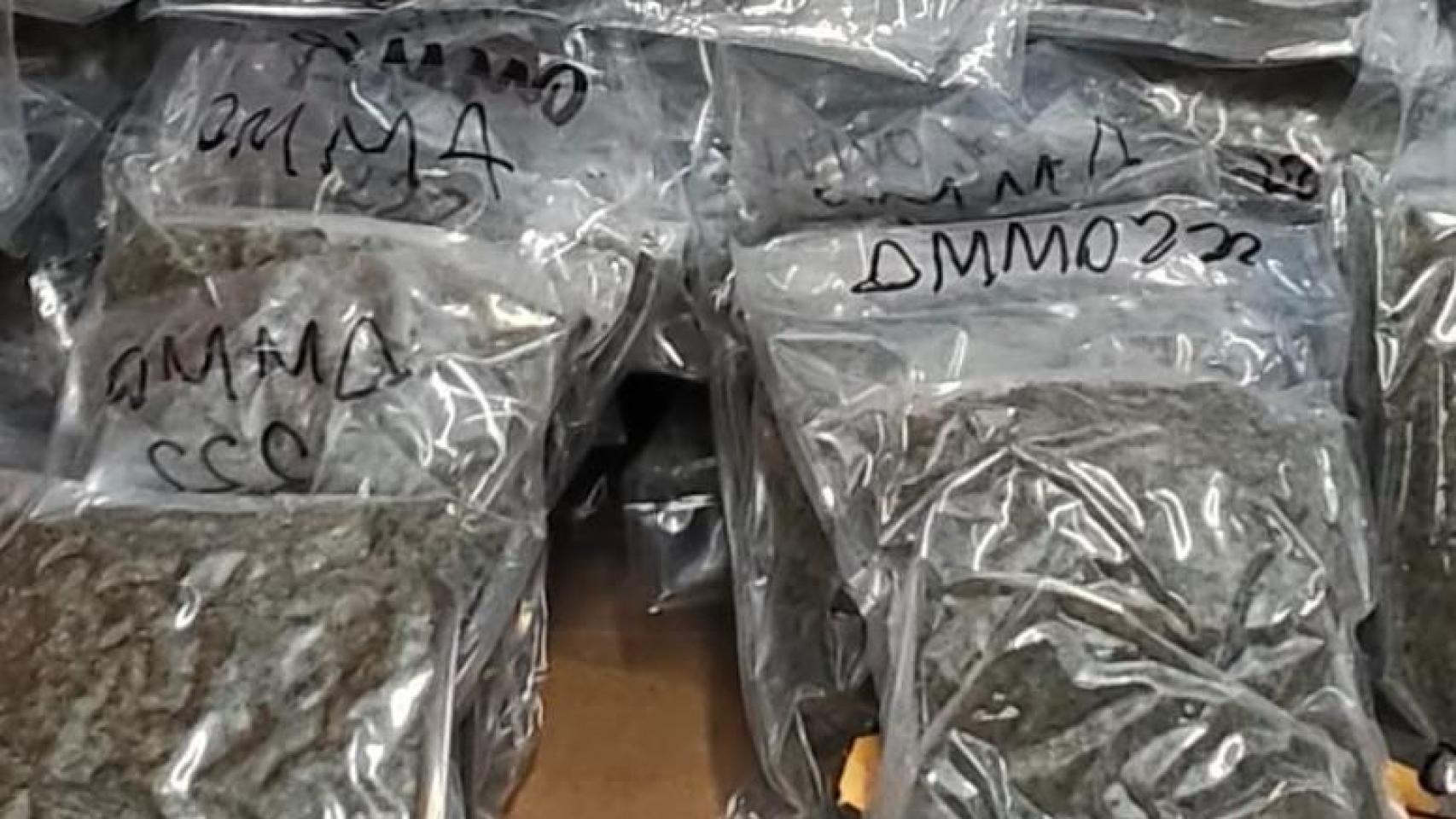 Dos detenidos en la AP-7 con 54 kilos de droga: uno llevaba 2.031 ...