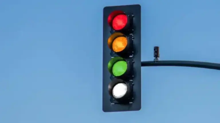 Forskere foreslår hvidt lys i lyssignalet: Det skal den nye farve betyde