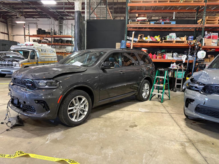 Suspects in ski masks crash into cars during pursuit