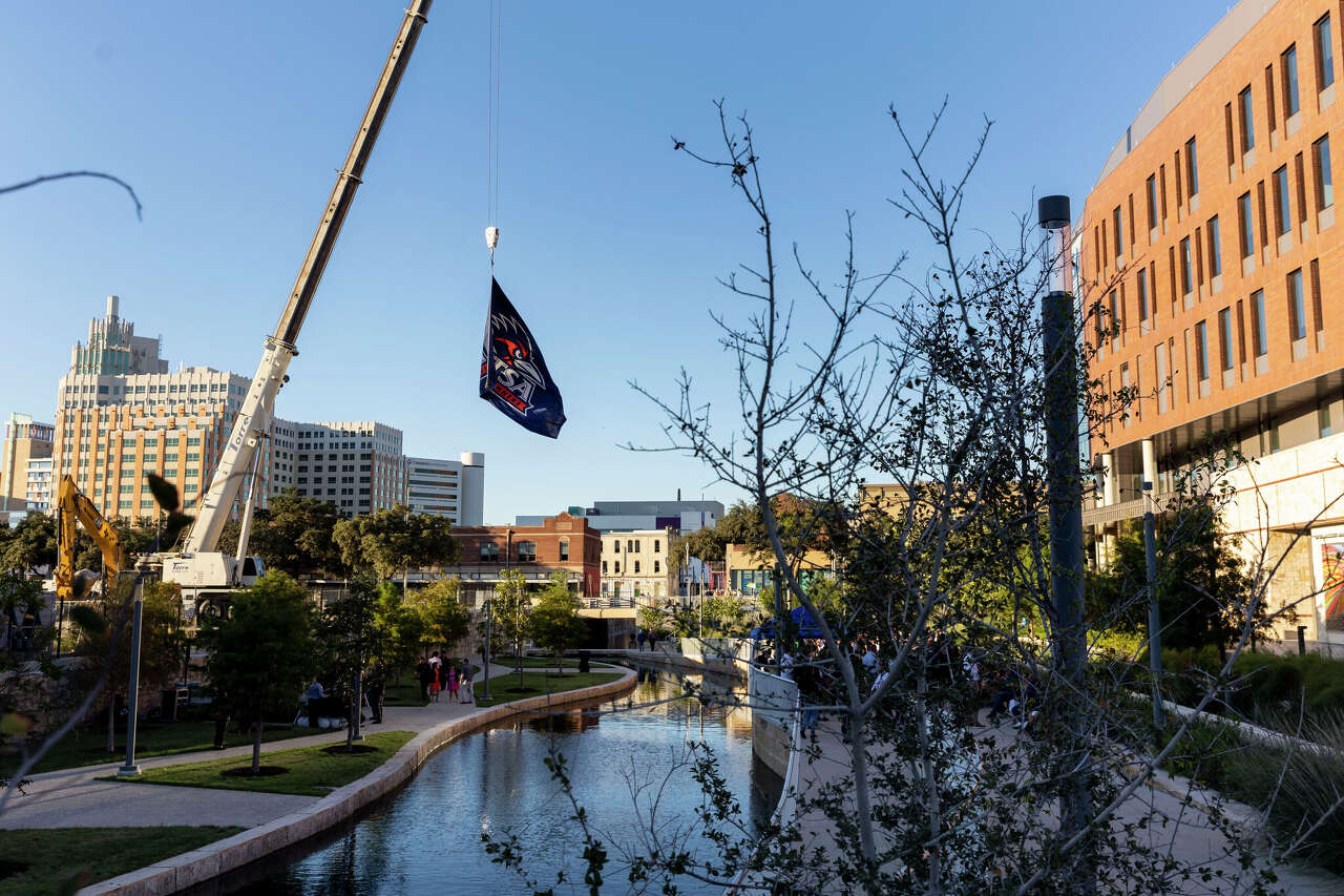 UT San Antonio eyes housing, retail, more academic space for downtown ...
