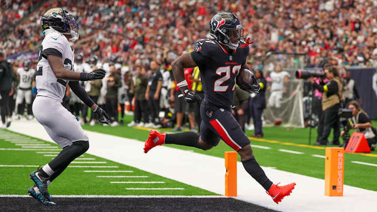 DeMeco Ryans Likes What He Saw From Woody Marks, Nick Chubb