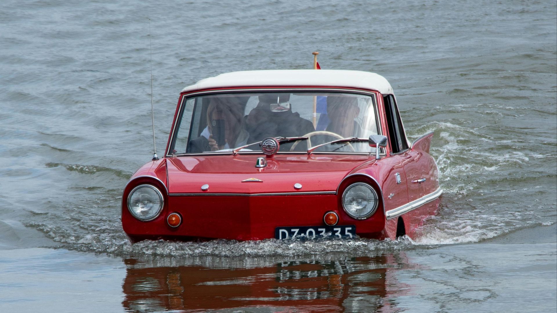 An Ode To The Amphicar, One Of History's Weirdest Vehicles