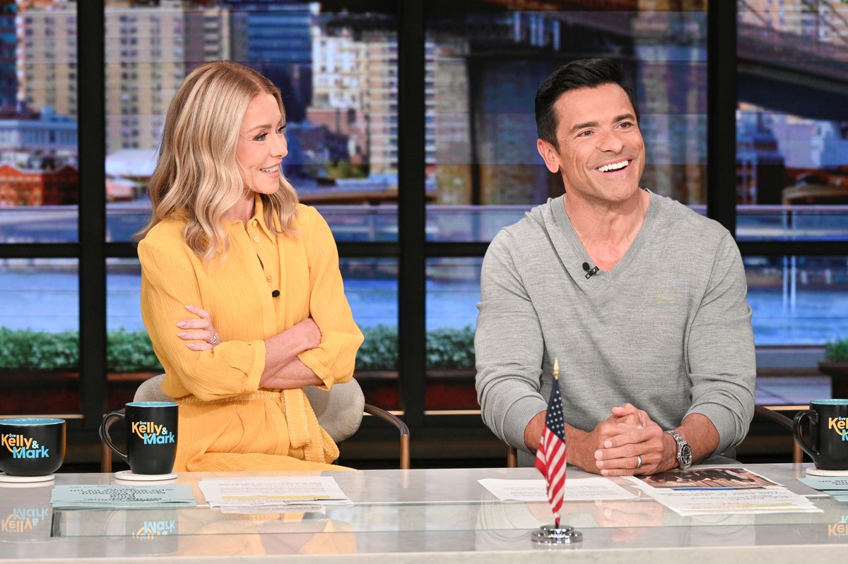 Kelly Ripa cracks up explaining her favorite Gen Z slang: 'They really ...