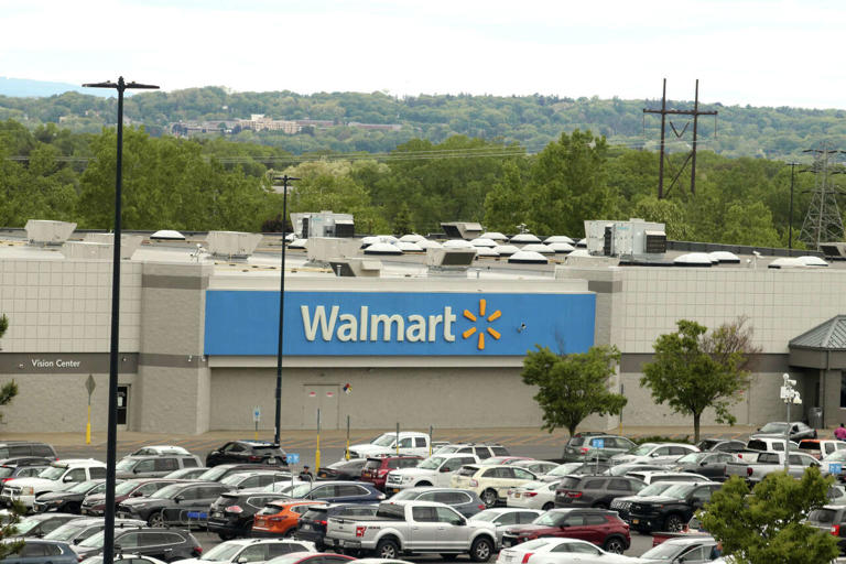 Murder charges expected after Wilton Walmart employee dies