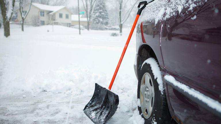 The Smart Solution That Melts Snow And Keeps Gravel Driveways Clear All ...