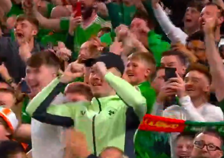 Cristiano Ronaldo brutally mocked by Ireland fans