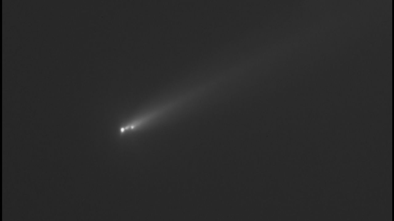 New image of 'other comet ATLAS' reveals it's breaking apart ahead of ...