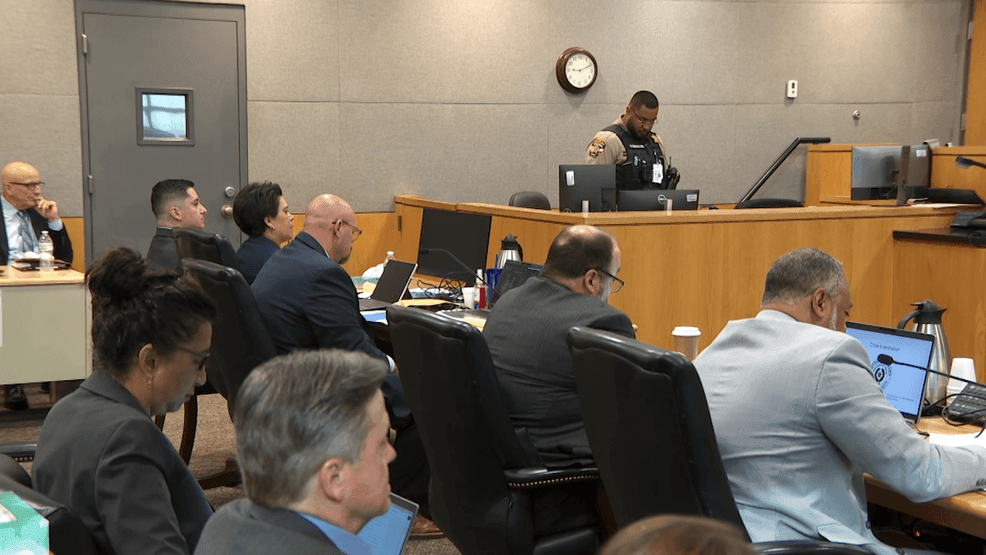 Testimony ends in the deadly conduct trial of Austin Police Officer ...