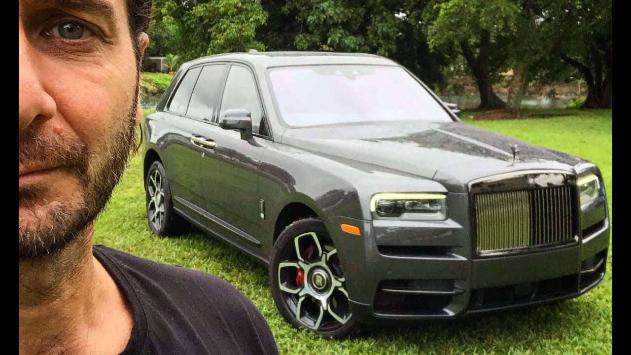 Rolls-Royce Cullinan Black Badge 2020...y un cafe bajo tormenta