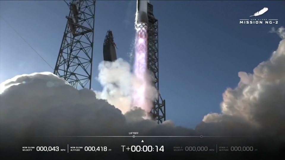 Bezos’ Blue Origin launches landmark Mars mission