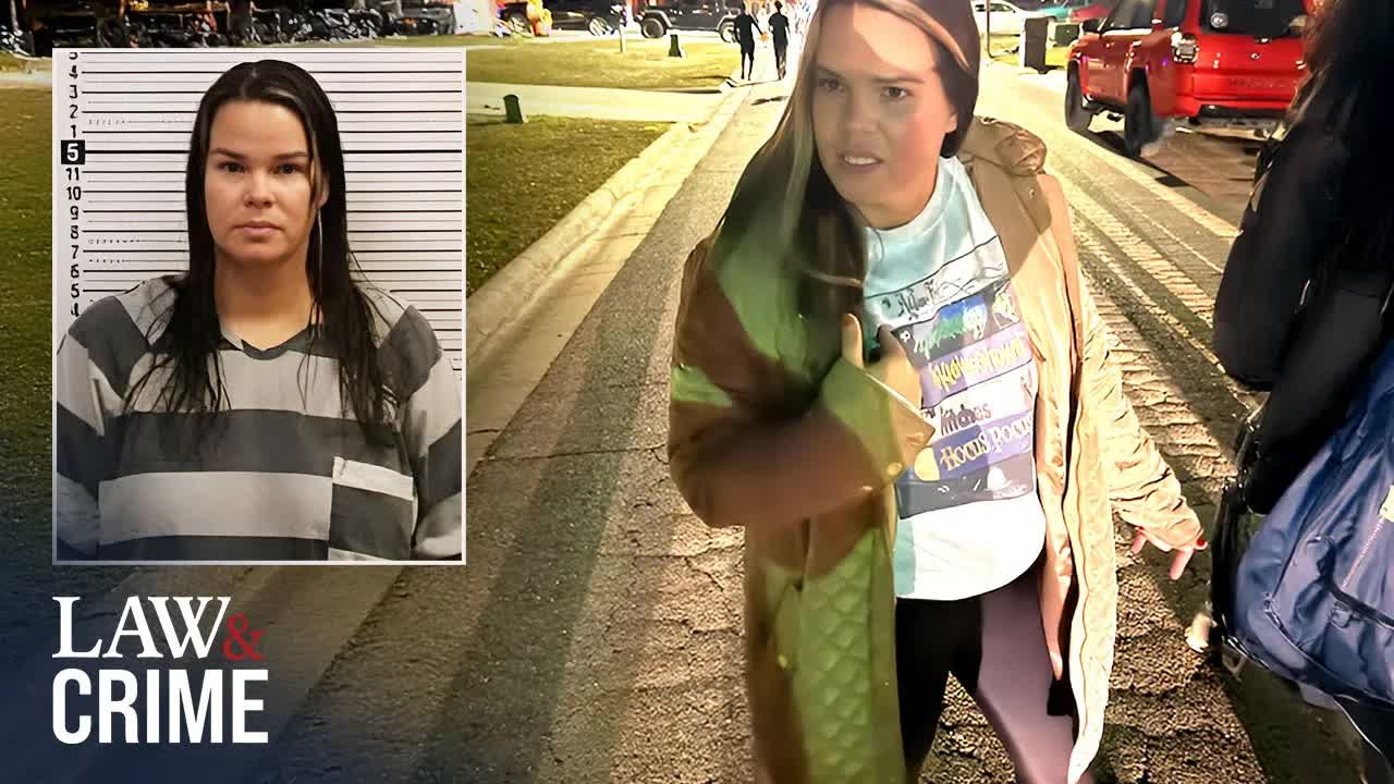 ‘Trashy’ Trick-or-Treat Mom Punched Teen Dressed as Pennywise: Cops