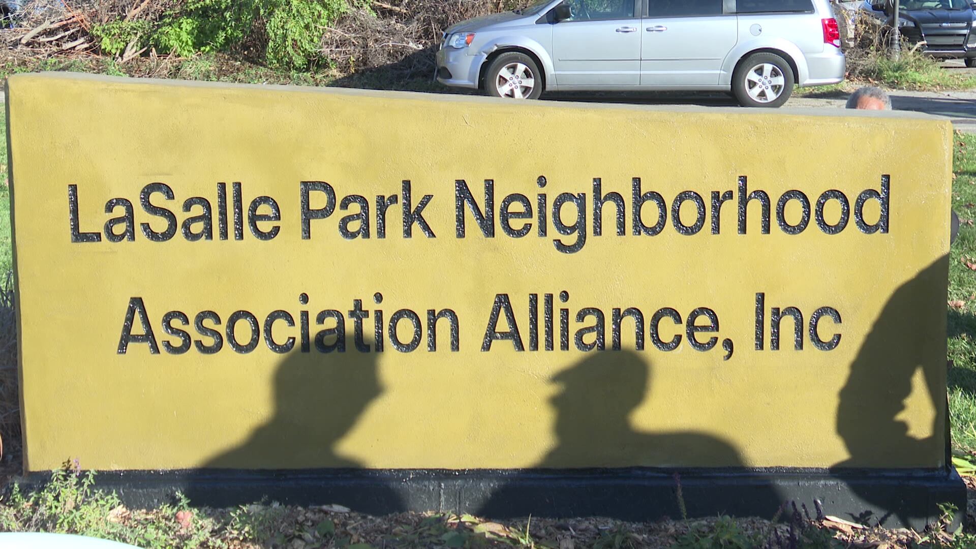 LaSalle Park neighborhood sign installation honors community leader