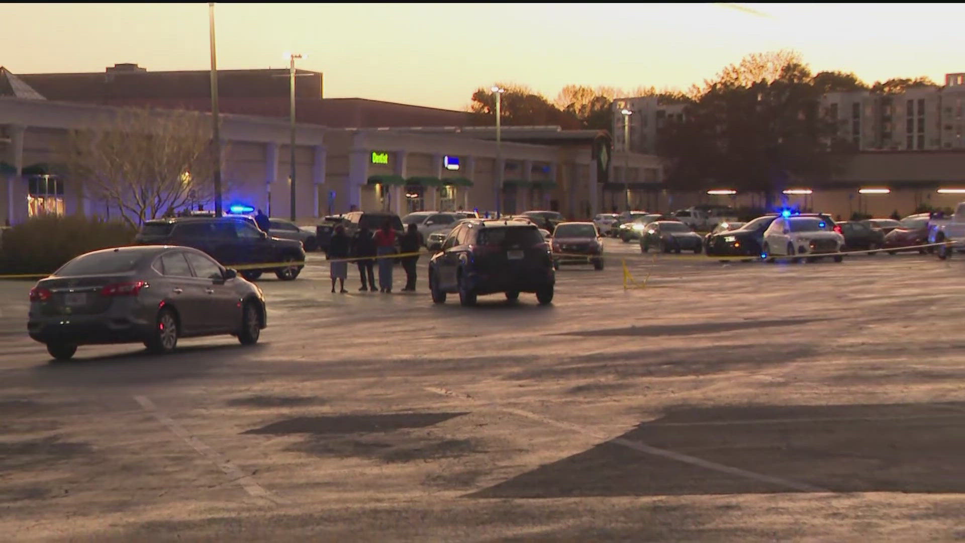 Person shot, killed at Greenbriar Mall