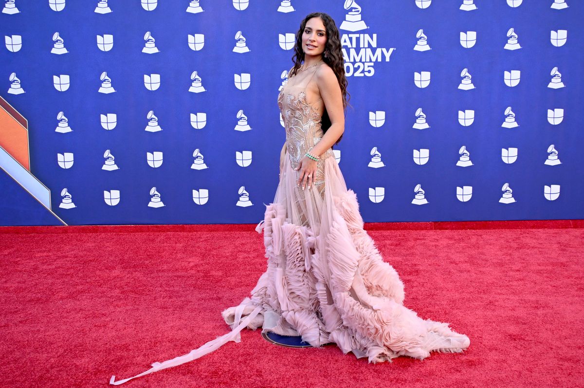 Isadora honors her dad Chayanne's Puerto Rican roots at the Latin GRAMMYS