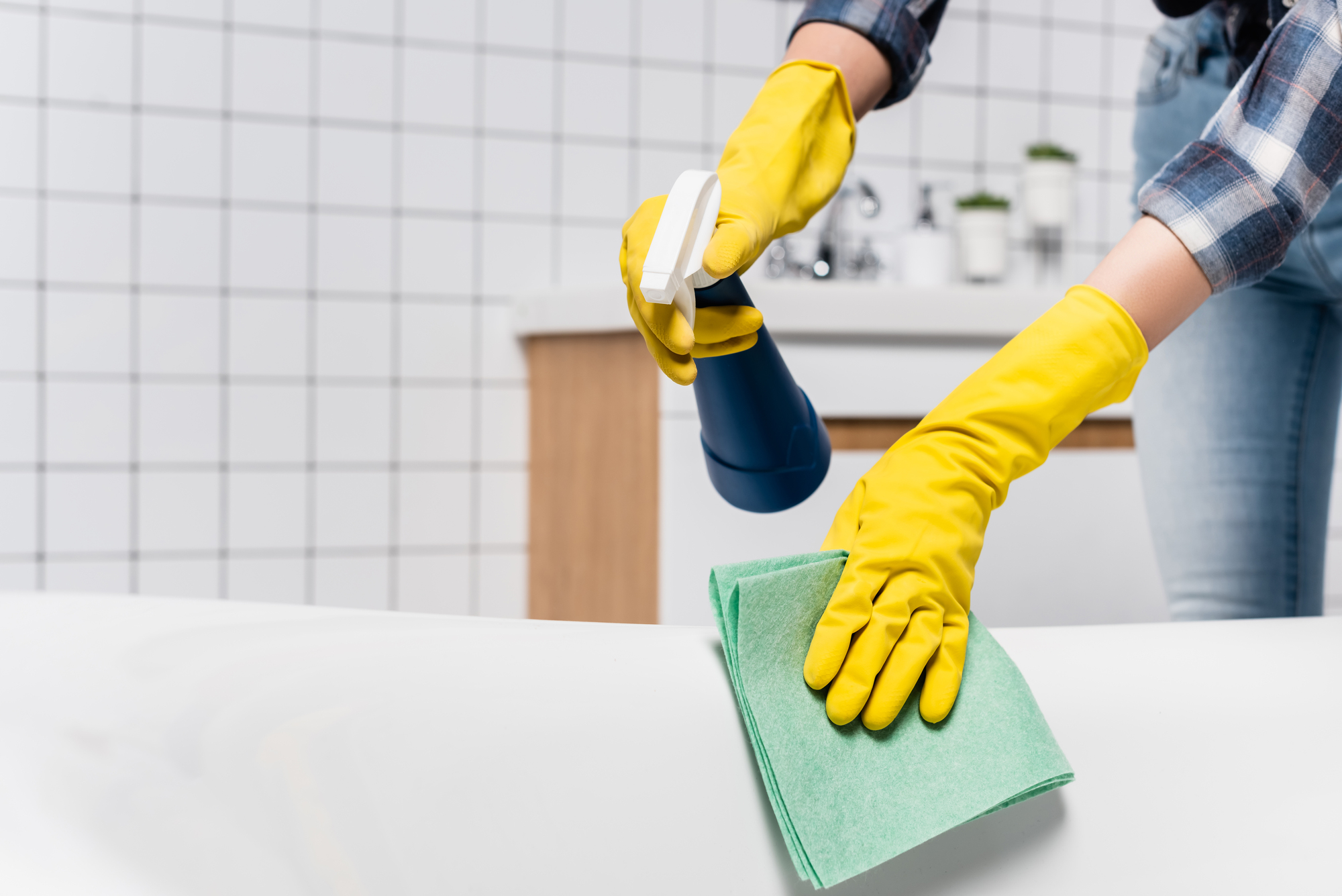 Things to Clean Right Before Guests Arrive