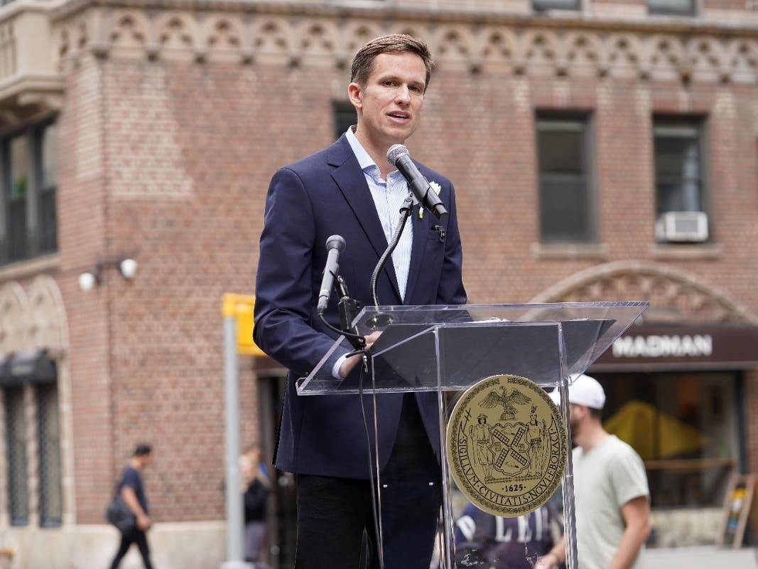 West Side Councilmember Joins Crowded Race For Congress