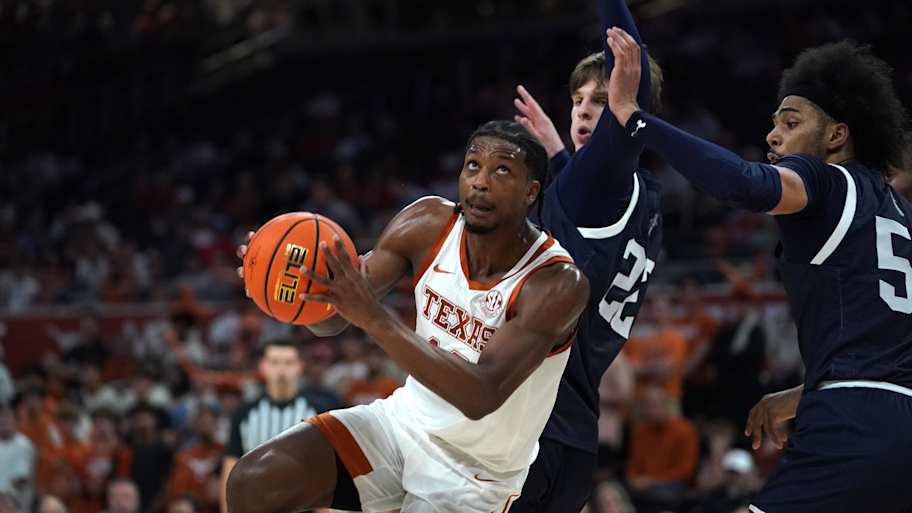 Texas Longhorns Veteran Guard Quickly Becoming Valuable Go-To Scorer