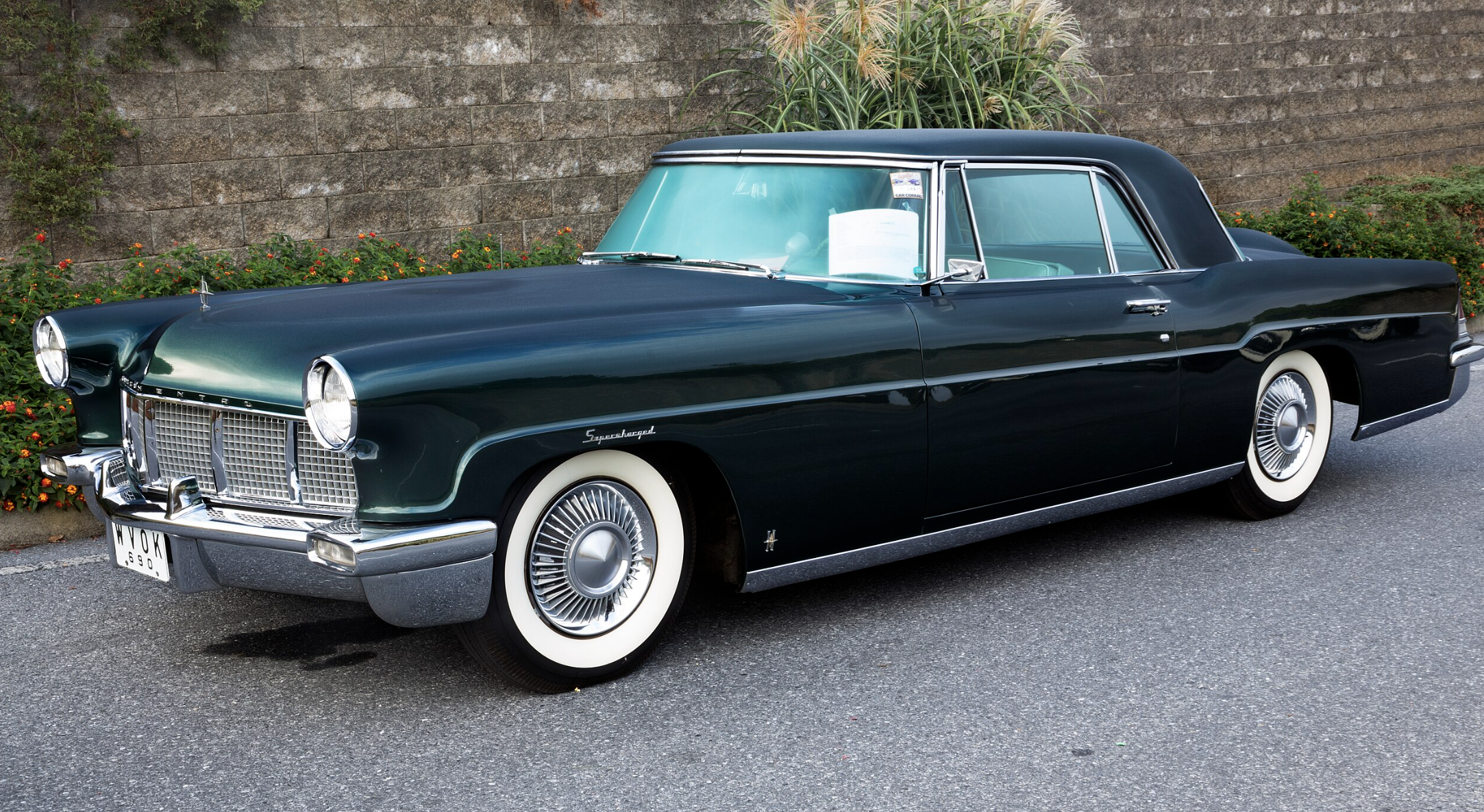 Photos of forgotten luxury cars that remind us nothing lasts forever